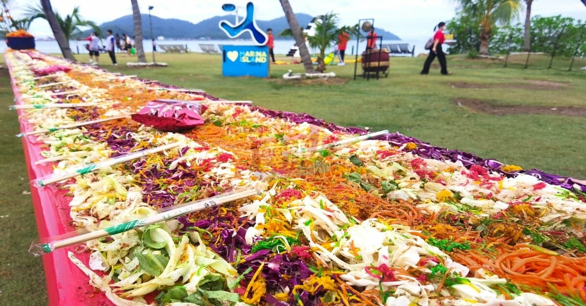The longest Lou Sang in Perak is at Marina Island (China Press) - A ...